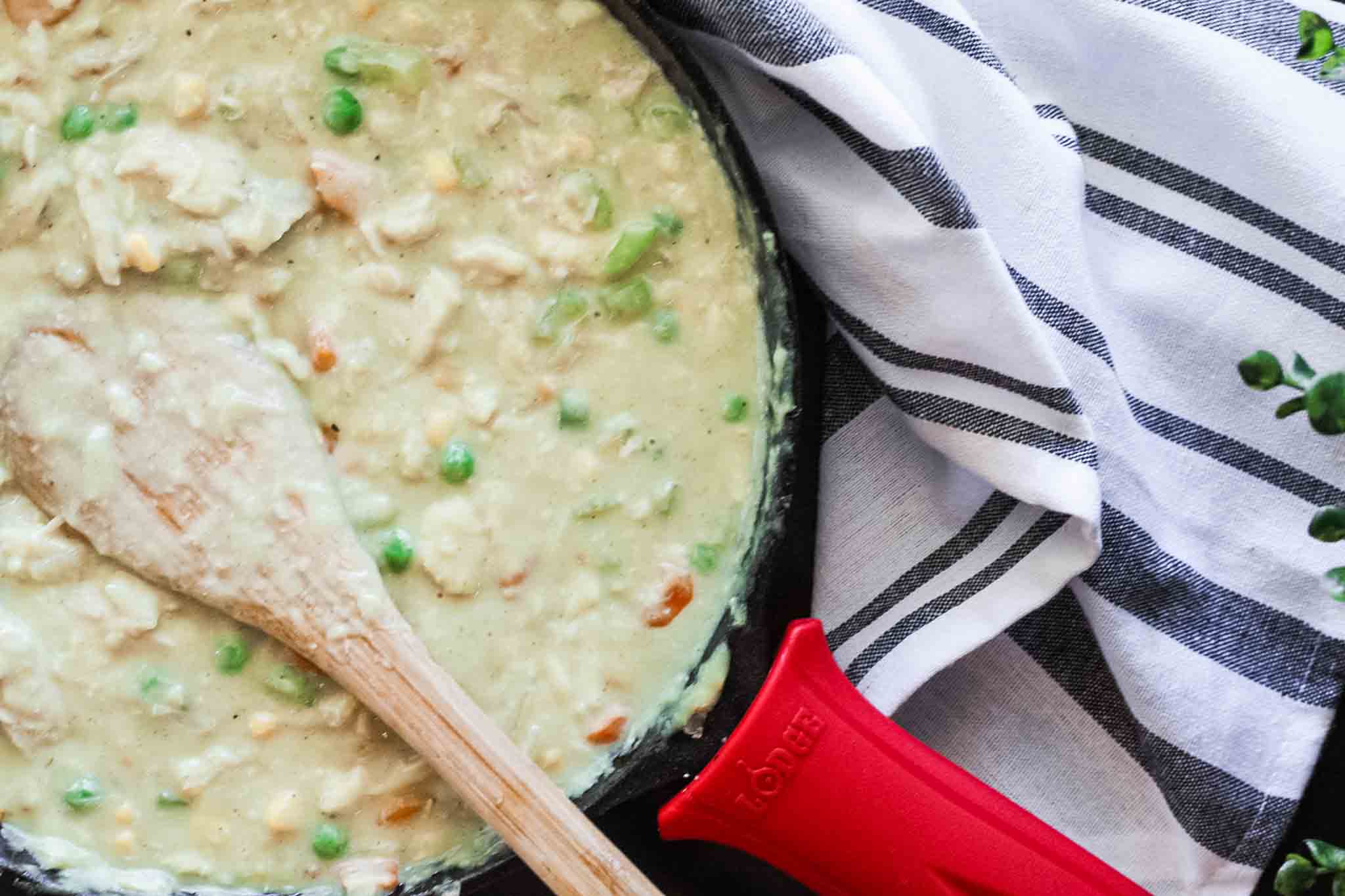 Easy Mashed Potato Chicken Pot Pie Casserole