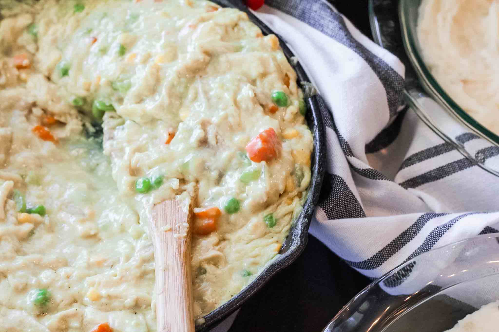 Easy Mashed Potato Chicken Pot Pie Casserole